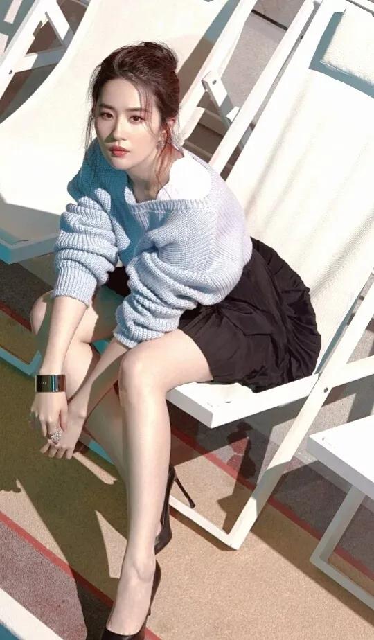 Liu Yifei, long fairy spirit is willful - iNEWS