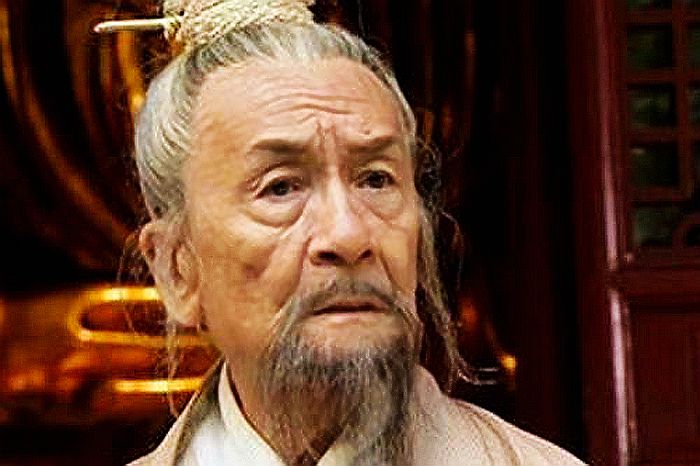 Linghu Chong is not reclusive. The book implies that he has accepted an ...