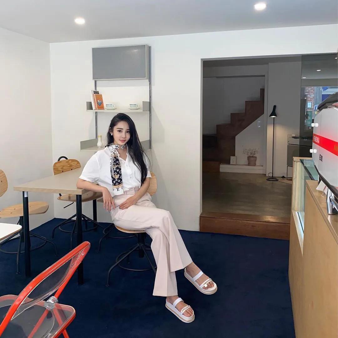 Korean beauty racing model Kang habin, fluttering like the wind returns ...