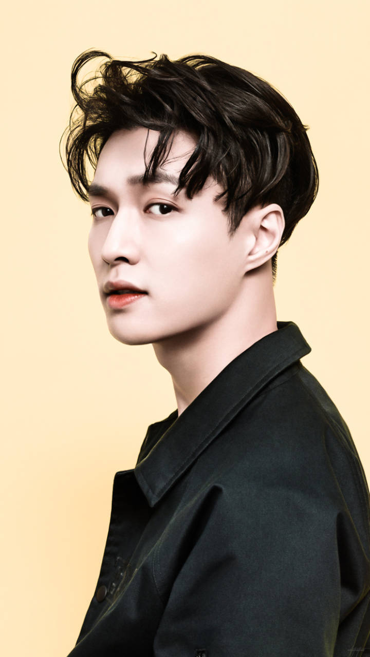 The talented and melancholic son Zhang Yixing - iNEWS