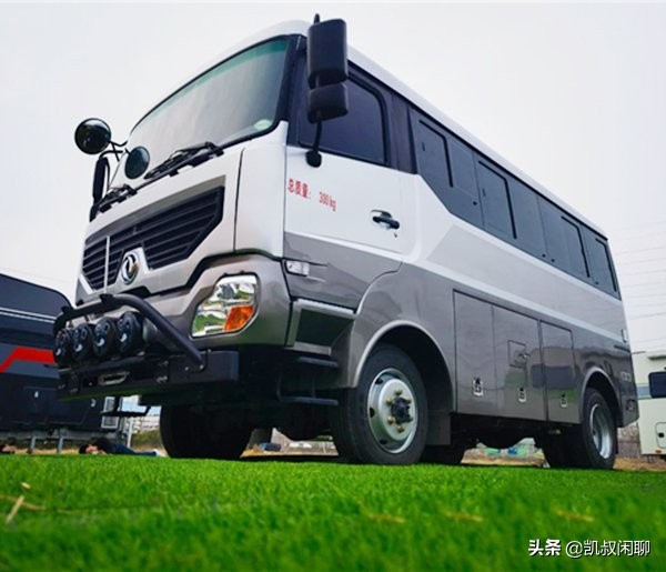 The price of Dongfeng National Six-emission four-wheel drive off-road ...