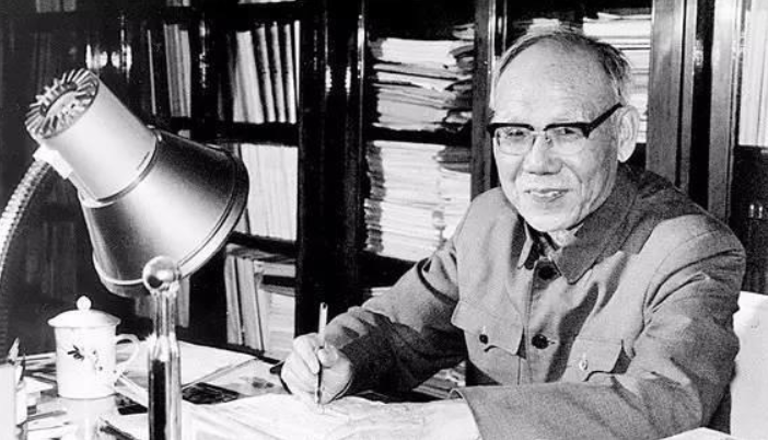 Ren Xinmin: Life is committed to China Aerospace, Premier Zhou: People ...