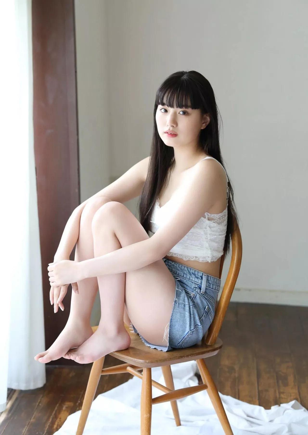 鶴島乃愛寫真集《Noa『s world》 - 頭條匯