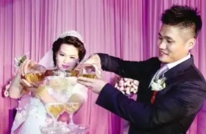 "Olympic God" Lv Xiaojun: Loved his wife for 10 years and married for 8 ...