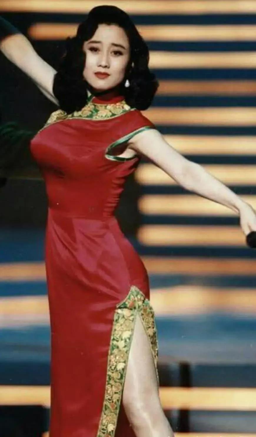 Who is more beautiful, Huang Qiuyan and Li Zhi? - iNEWS