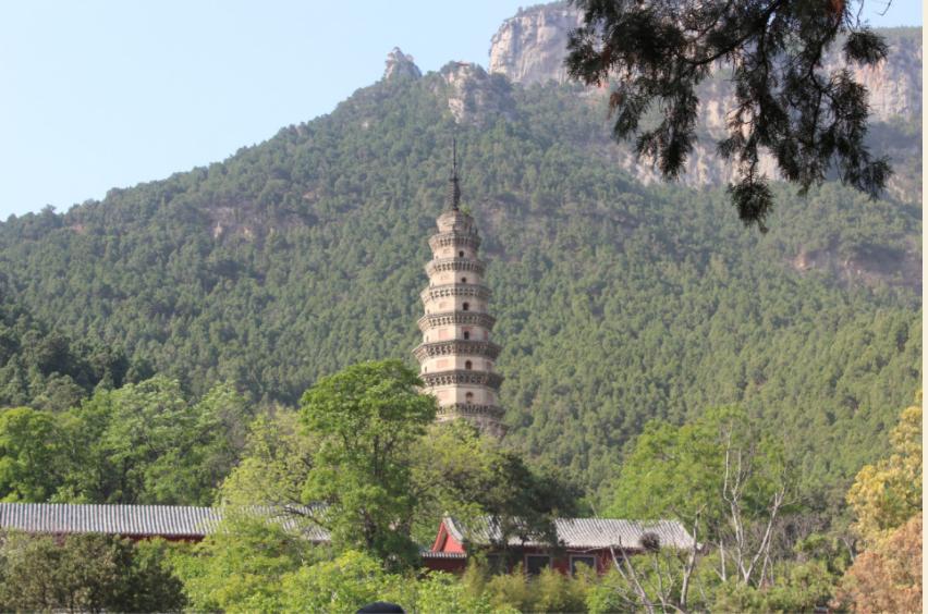 Jinan Lingyan Temple - iNEWS