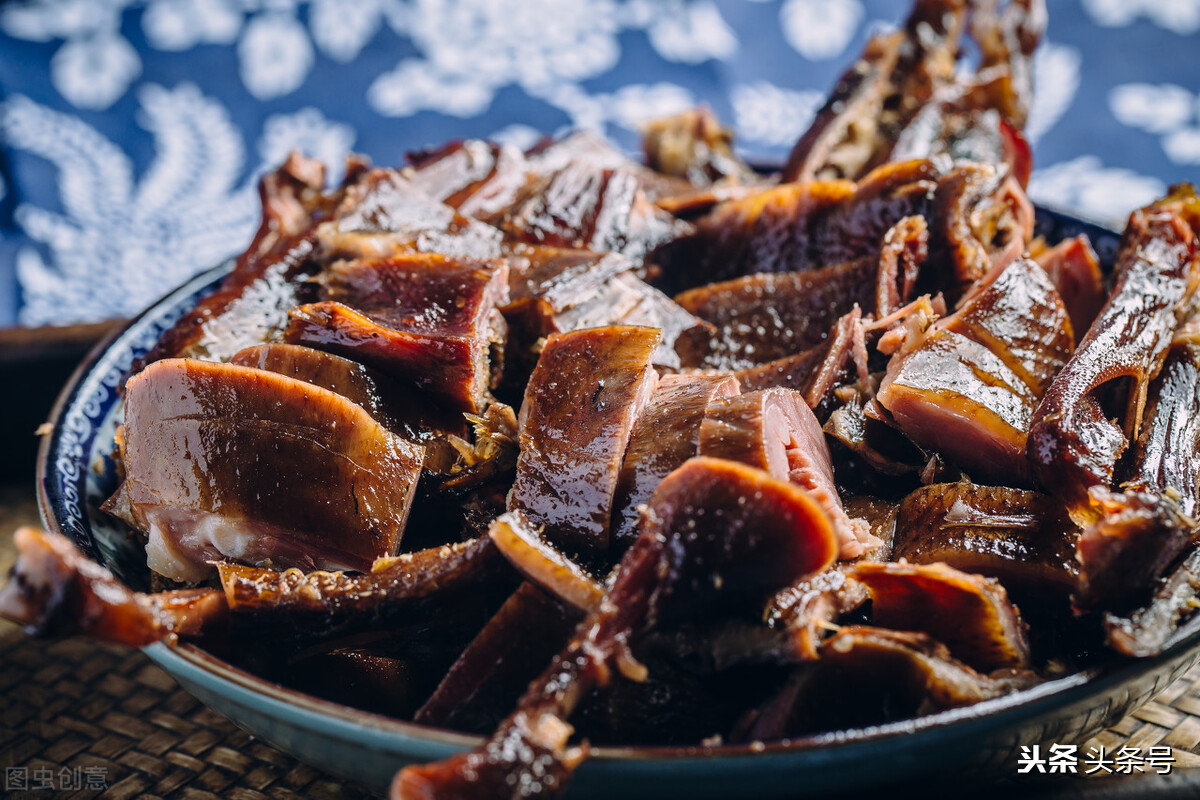 Which Hunan sauce duck or Beijing roast duck makes you linger, and you ...