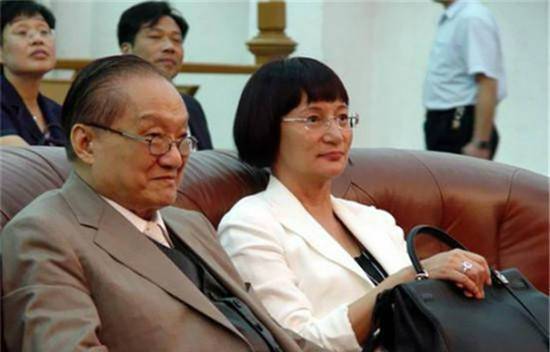 Jin Yong's widow, Lin Leyi, sells luxury homes by 1.7 times and earns ...