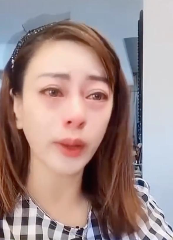 Do you remember Li Tingyi who didn't act as Little Swallow?Crumbled and cried in the live ...