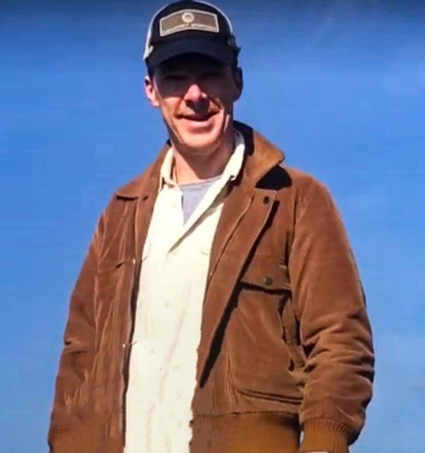 Doctor Strange shaved his beard. Is this a new look in "Doctor Strange ...