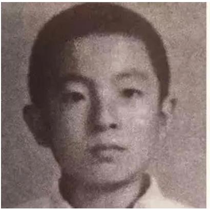 Dong Hao, the host who was immersed in the sunset in the past, is ...