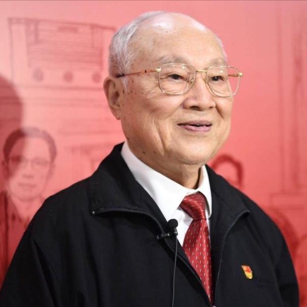 Two people who won the "Seven Medals" in the performing arts, Lu Qiming ...