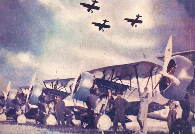 What was the record of the first aerial combat between the Chinese Air ...