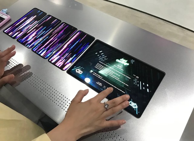 Visit to Korea's "HYBE INSIGHT" Museum!Experience the music road of ...