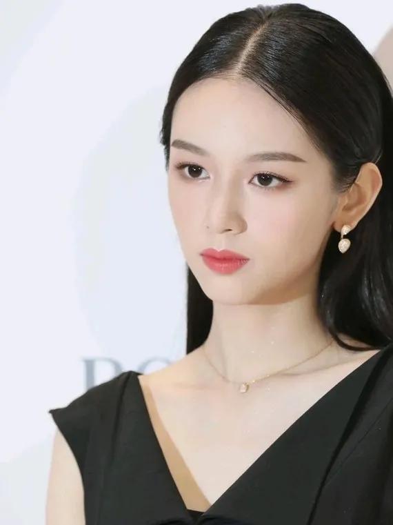 Is Zhou also a rich flower for the post-95 generation? - iNEWS