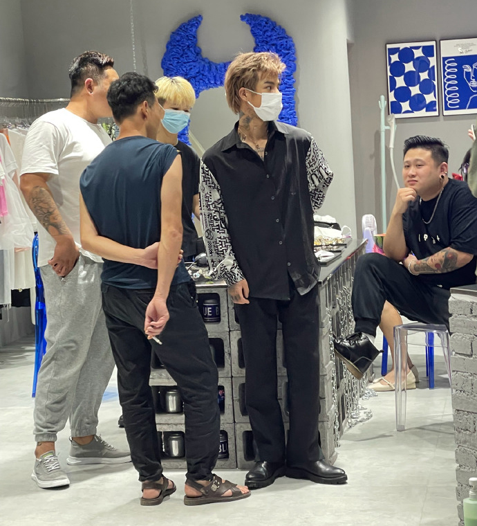 After Yin Shihang's account was blocked, the business declined sharply ...