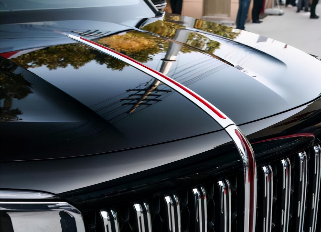 Official image of the new flagship SUV Hongqi LS7 released - iNEWS