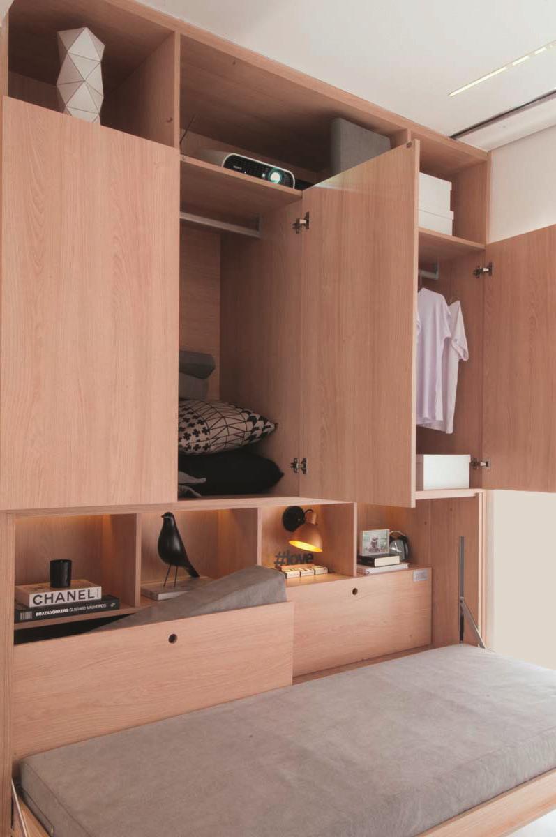 It's amazing!A living room size of 14 square meters, made into 2 rooms ...