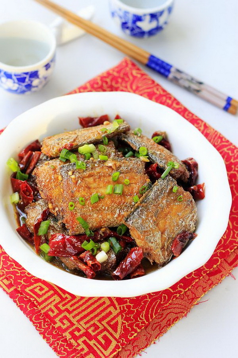 Homemade Spicy Hairtail - iNEWS