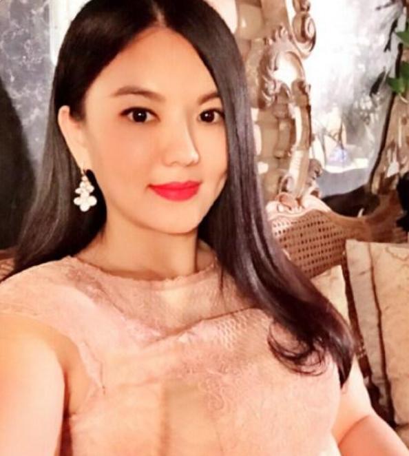 A flash marriage billionaire, who eats thousands of yuan for a meal ...