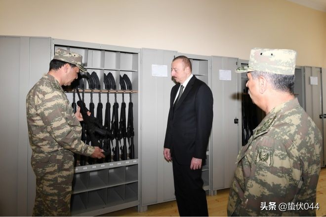 Azerbaijan aztex assault rifle - iMedia