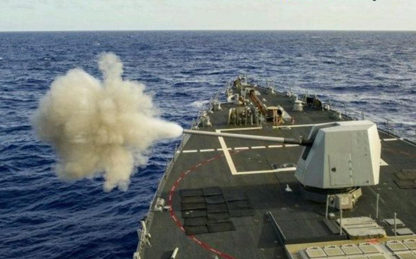 Top naval battle movie! Why is it said that the Doomsday Lone Ship is a ...