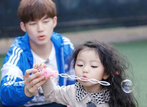 Child star Alalei is mature in recent photos at the age of 8, with ...