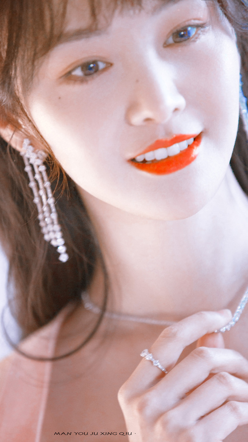 I guess everyone misses Zheng Shuang, Xiao Shuang is here - iNEWS