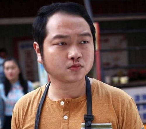 Stephen Chow: It was Jiang Bao who asked to show his butt to film a ...