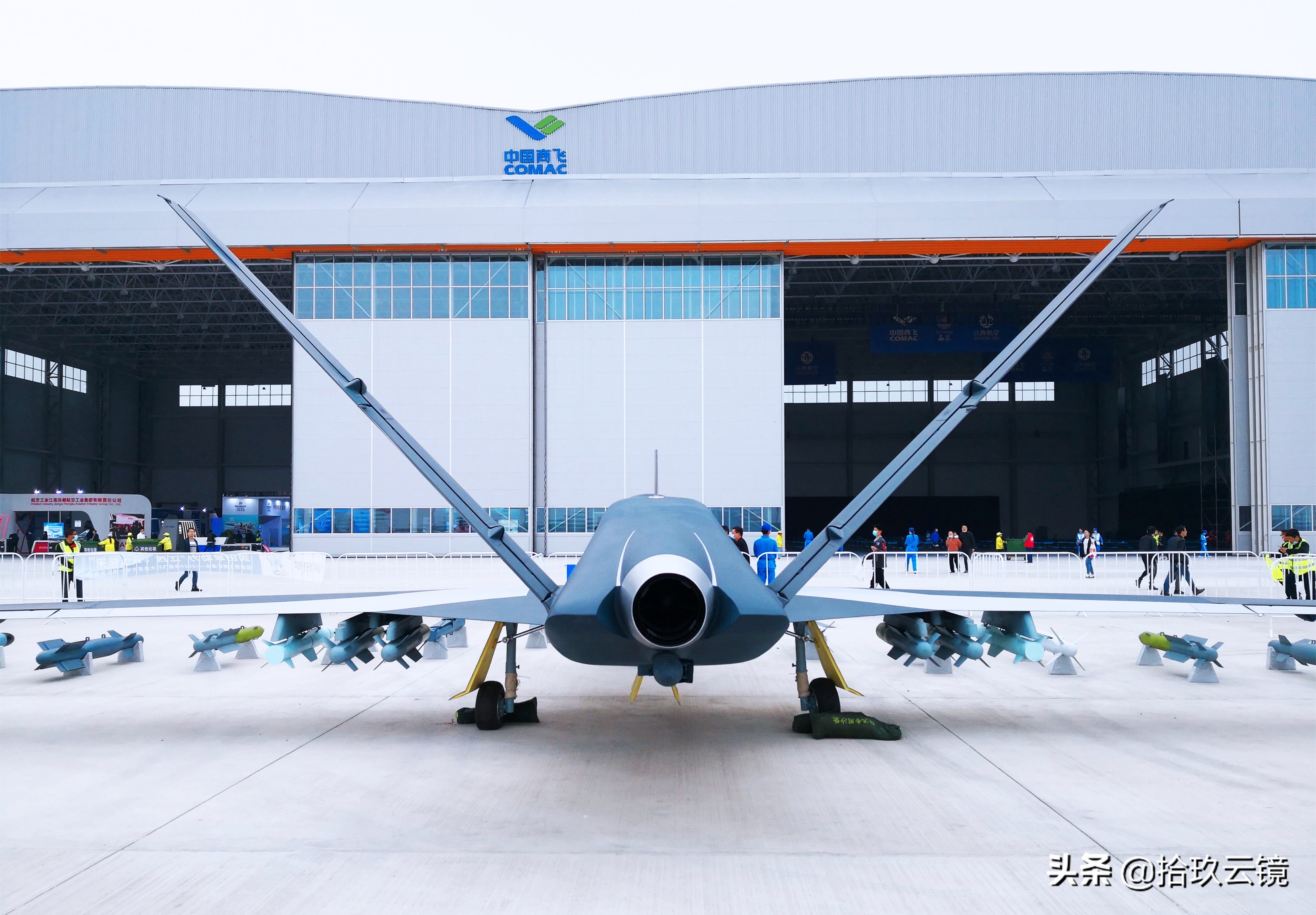 The first dual-engine jet UAV, comprehensive strength super pterosaur ...