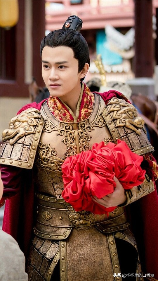 10 male stars play the emperor!Cheng Yixie has a black belly, Luo Yunxi ...
