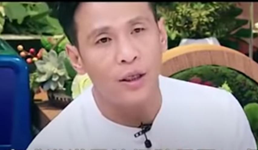 "Harlequin" Song Xiaobao has an appearance fee of 800,000, and his monthly salary is only 4 ...