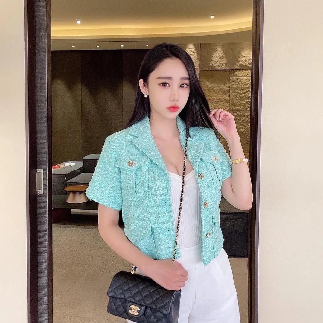 Korean beauty racing model Kang habin, fluttering like the wind returns ...