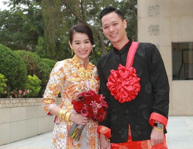 Hu Xing'er, who was criticized for making inappropriate remarks, "going ...