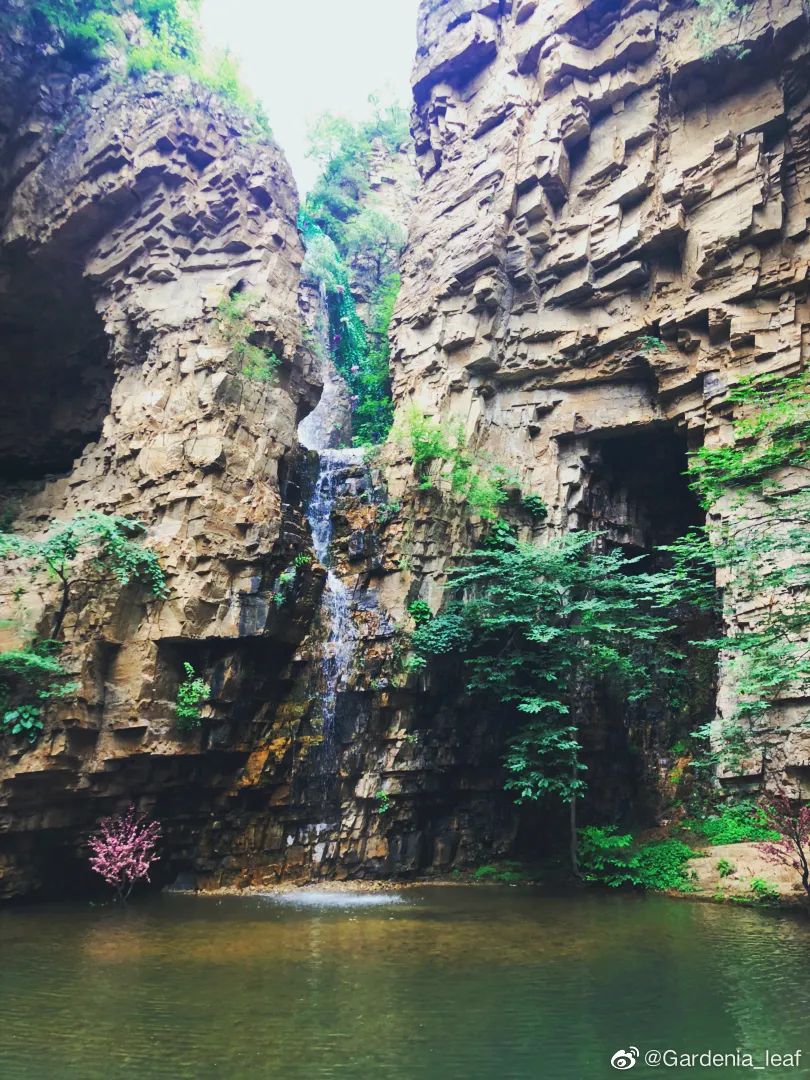 The "Colorful Yaochi" hidden in the suburbs of Beijing is as beautiful ...