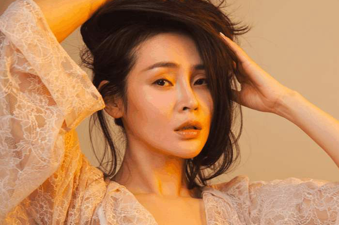 The top ten post-80s female celebrities rising in the 7th, Liu Xiaojie ...