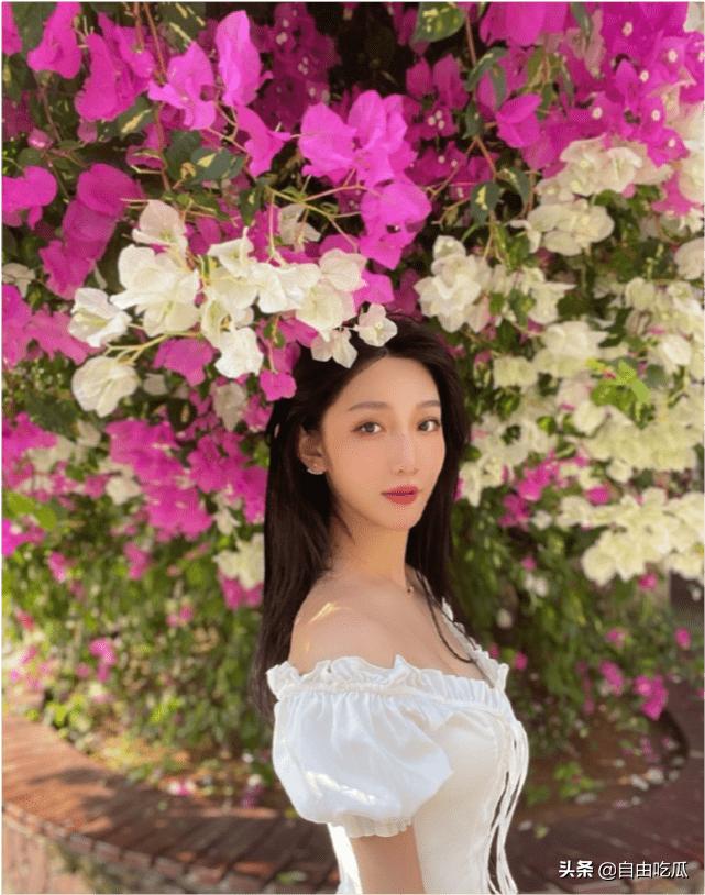 Du Meizhu went to the barbershop to do a new haircut after winning. She ...