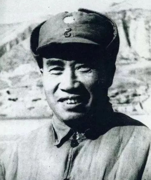 Xu Xiangqian used to be Nie Rongzhen's deputy. Why did the ten marshals ...