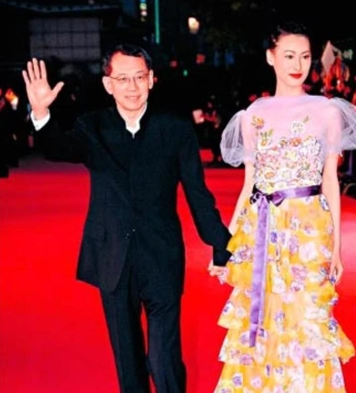 Yang Shoucheng's romantic love history, conquered Liang Luo Shi Joey ...