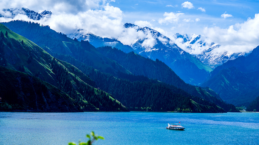 Tianshan Pearl, Yaochi Wonderland-Tianshan Tianchi - iNEWS