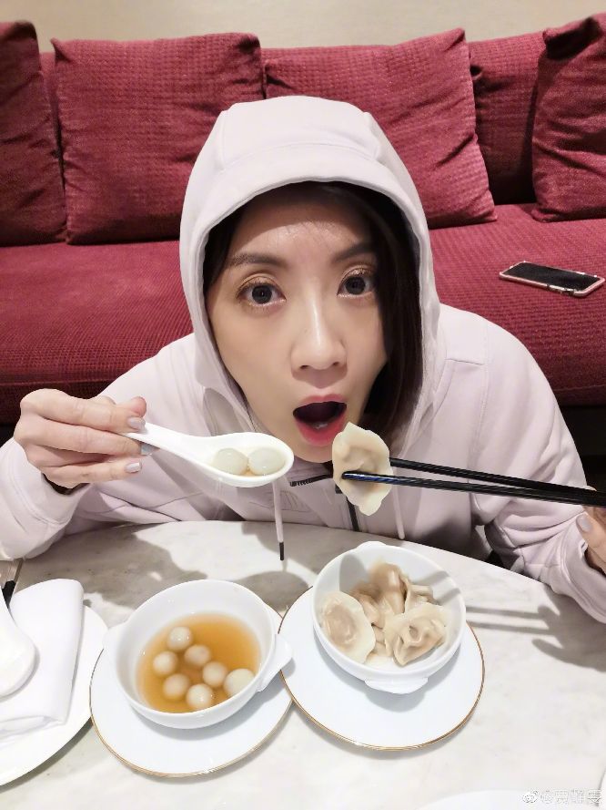 The goddess Jia Jingwen is still so beautiful - iNEWS