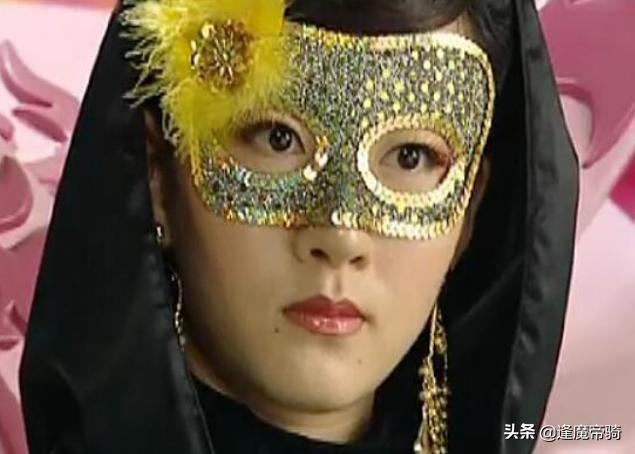 Gunara, the God of Darkness, has been defeated three times in a row ...