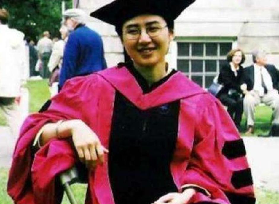 How is Tian Xiaofei, a talented woman from Peking University who ...