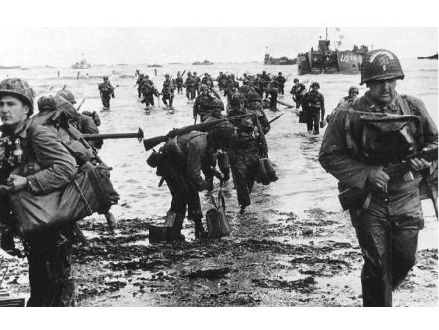 Betrayed the "traitor" infamy, he threw the grenade at the US military ...