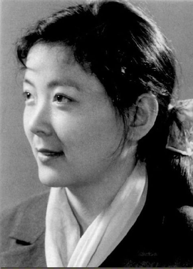 Zeng and Guo Zhenqing acted as a couple on the screen. They are beautiful but not well-known ...