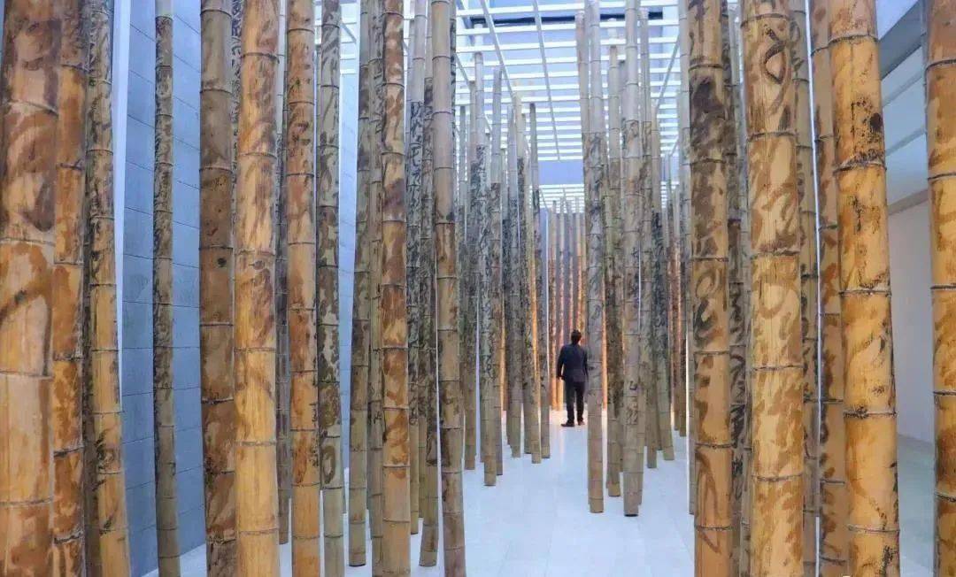 It is meaningless. Wang Dongling's exhibition of chaotic books has ...