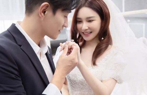 34-year-old actor Li Zifeng officially announced his marriage!The big ...