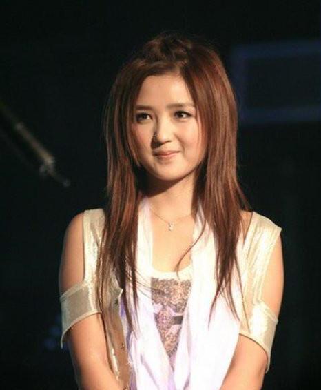 He Jie: This is me 16 years old, Li Xiaolu: This is me 16 years old ...
