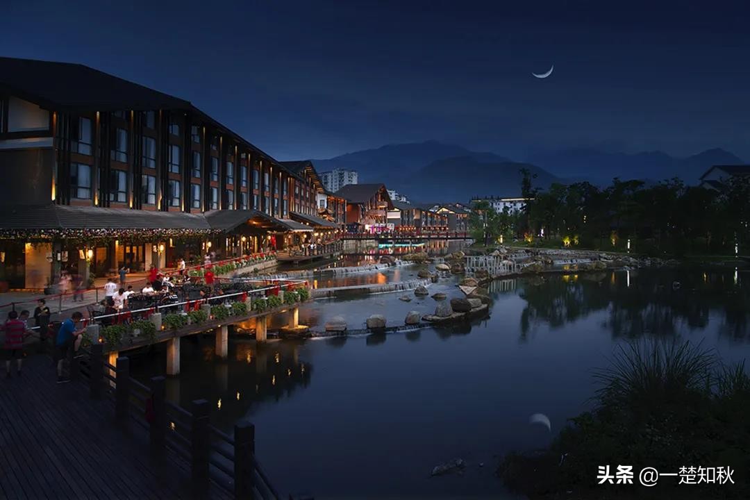 It's the fireworks in the world, the first hot spring in winter, it's ...