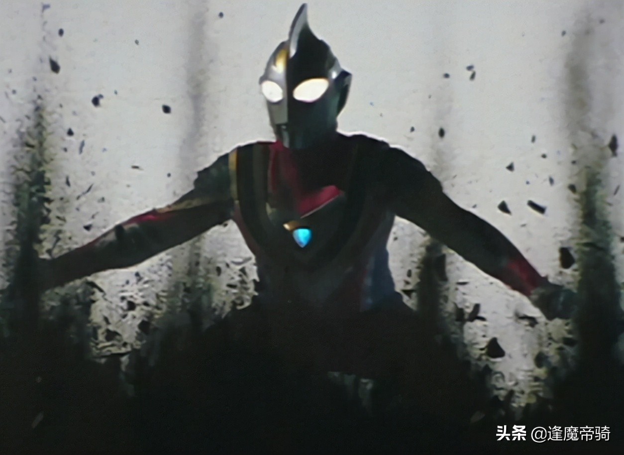 Ultraman Gaia is the most powerful when he landed. Why didn't he choose ...